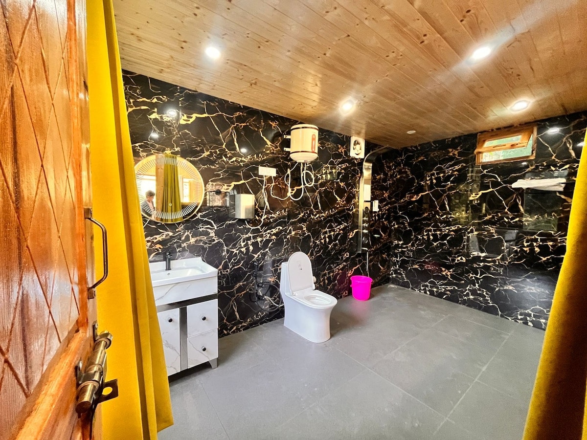 Photos of Treehouse Jacuzzi Bastiat stays Jibhi - Jibhi Hotel on Goibibo