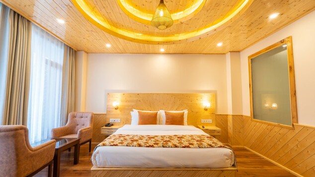 Rustic Wood Hotel Manali - Reviews, Photos & Offer