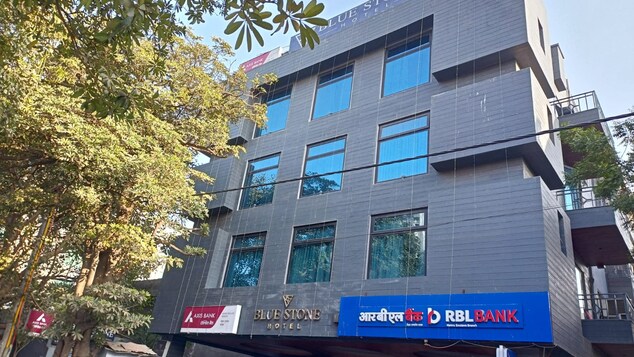 Hotel Bluestone (Nehru Place) by The Cosy Hotels Hotel Delhi - Reviews ...